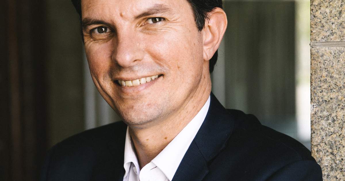 Articles: Watch Scott Ludlam Live In Conversation On The Grapevine ...
