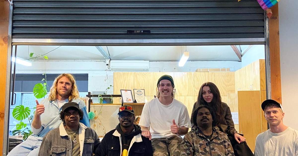 Articles: Photo Gallery: King Stingray Live at RRR — Triple R 102.7FM ...