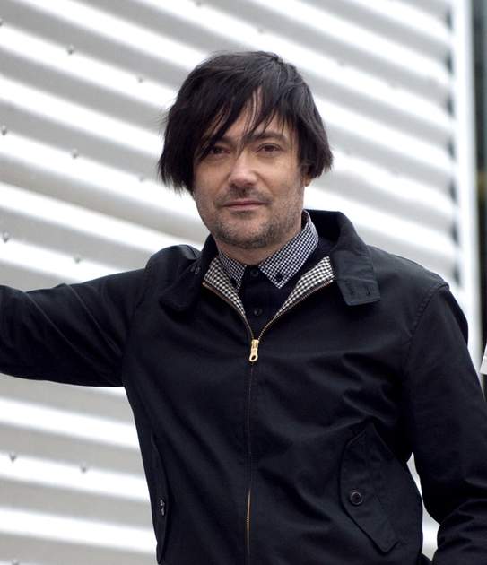 Presenters: Steve Wide — Triple R 102.7FM, Melbourne Independent Radio