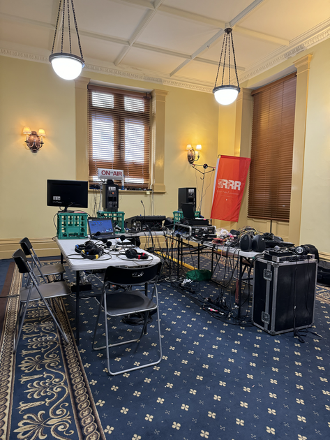 Articles: Triple R Broadcasts: Day Tripper LIVE — Triple R 102.7FM ...